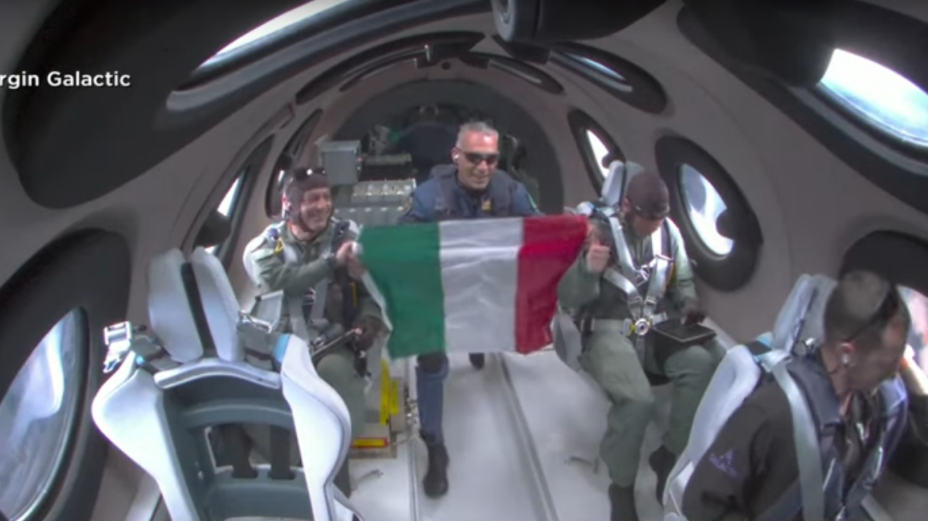 Italian team goes suborbital on Virgin Galactic’ first commercial ...