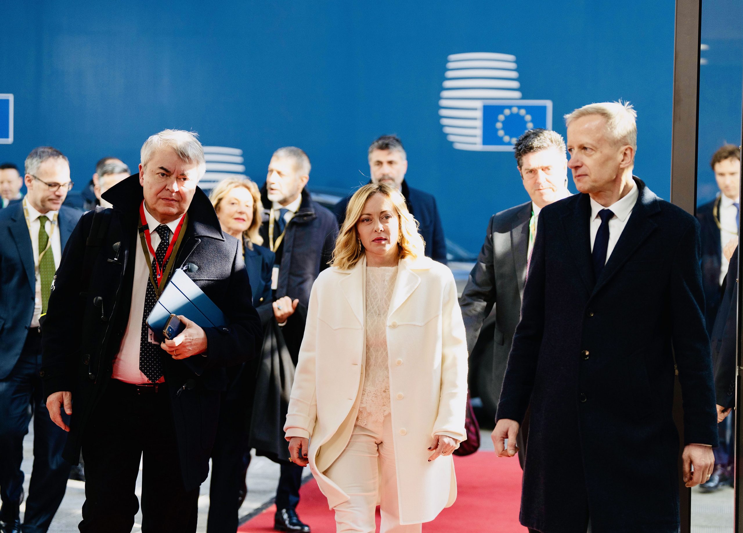 Meloni balances defence ambitions and fiscal prudence - Decode39